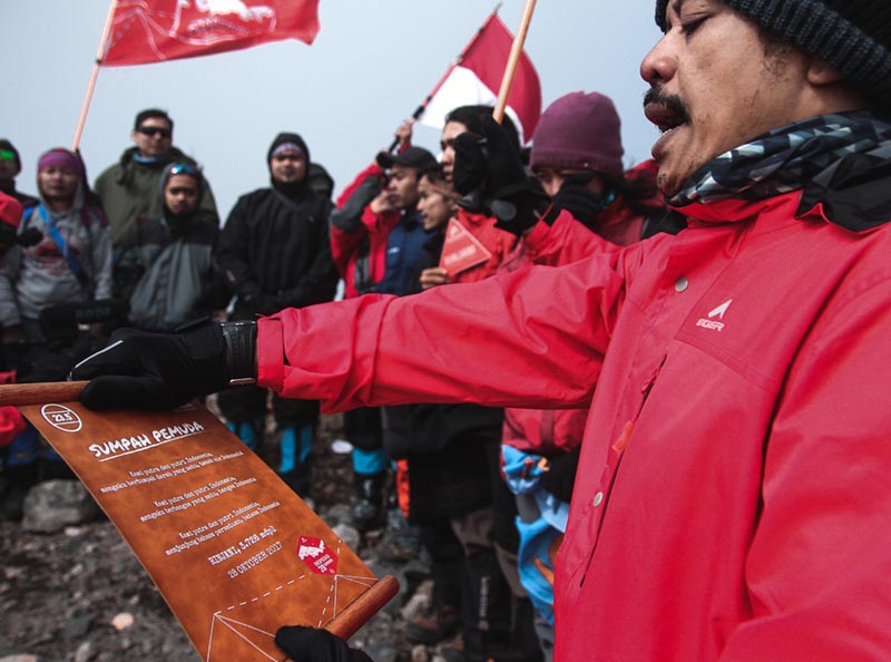 Pemesanan Terbatas! Kaos Ekspedisi 28 Gunung Edisi Spesial - Blog