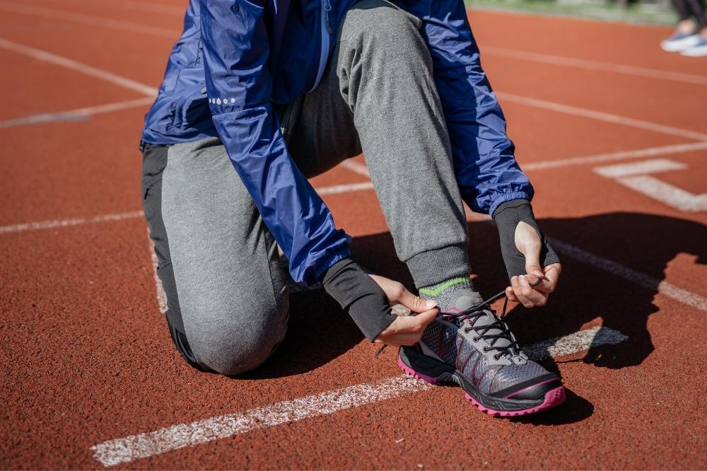 5 Cara Mengikat Tali Sepatu yang Unik dan Edgy! - Blog