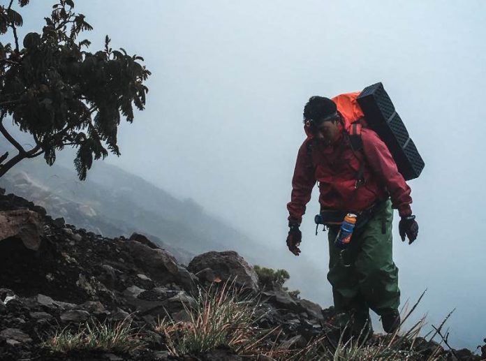 8 Alat Caving Wajib Dibawa Untuk Susur Goa