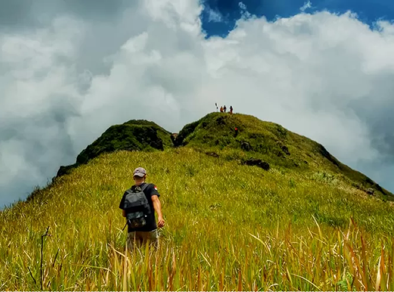 12 Rekomendasi Gunung di Semarang & Info Jalur Pendakian