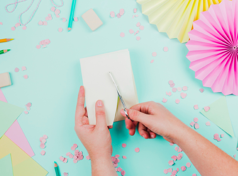 17 Macam Kerajinan dari Limbah Kertas, Bisa Jadi Ide Usaha!