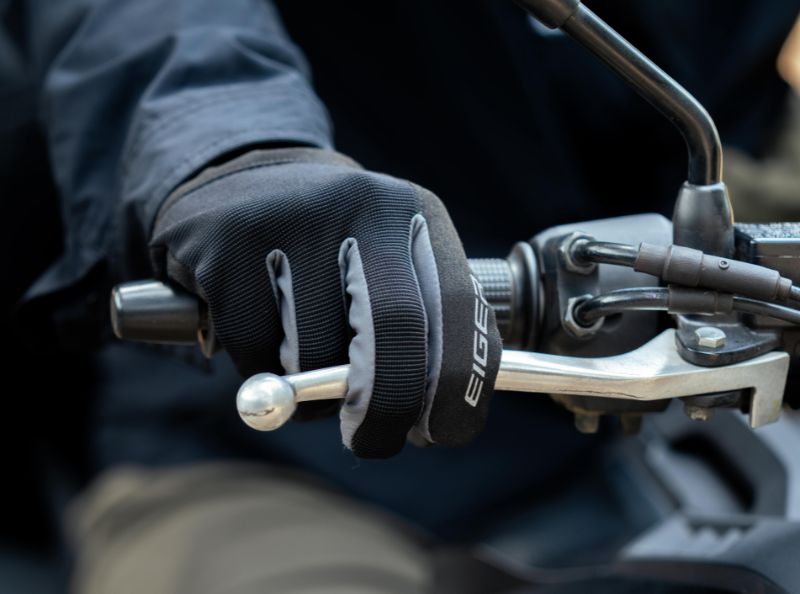 Rem Depan Motor Keras? Ini Solusinya! - Blog