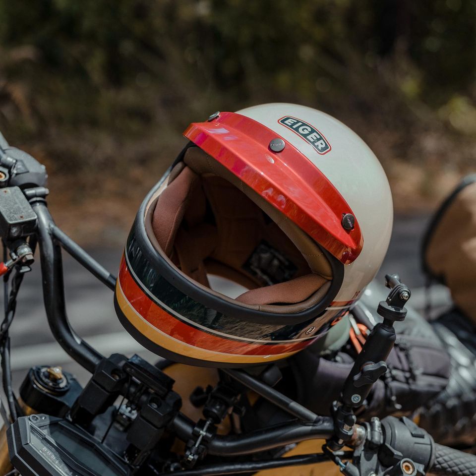 Helm Retro yang Trendy, Begini Ciri-Ciri dan Tips Memilihnya