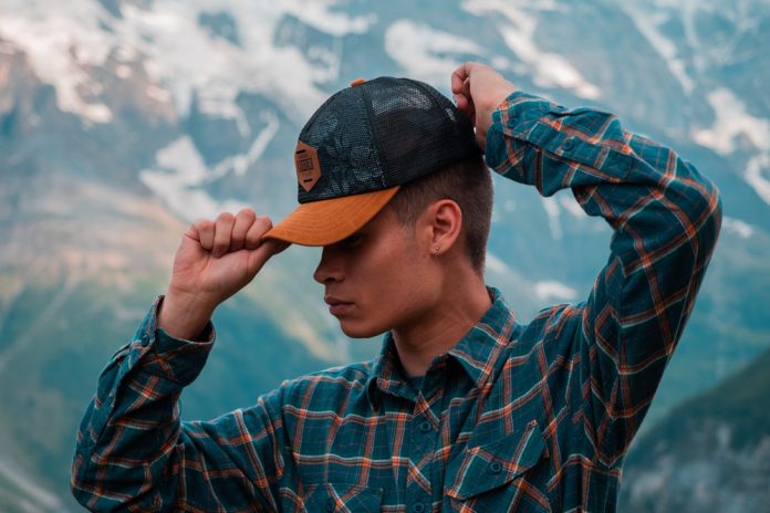 9+ Produk EIGER ini Sempurnakan Retro Style Outfit Kece-mu