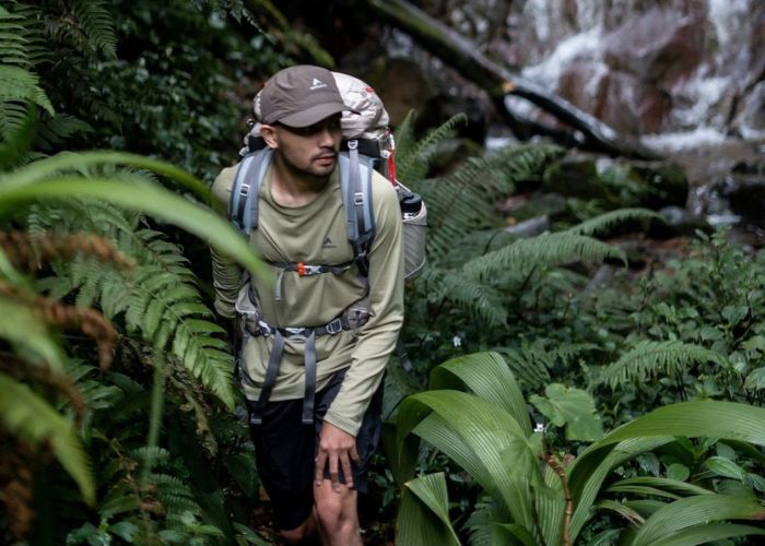 Tips Memilih Kaos Pendaki Agar Nyaman Selama Mendaki Gunung