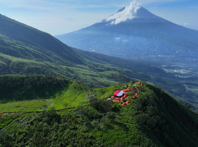 Manfaat Gunung: Menjaga Kehidupan dan Mewujudkan Masa Depan yang ...