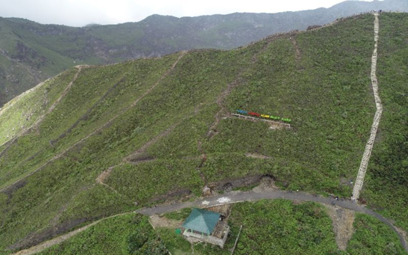 8 Daya Tarik Bukit Kaba, Keindahan Unik di Bengkulu