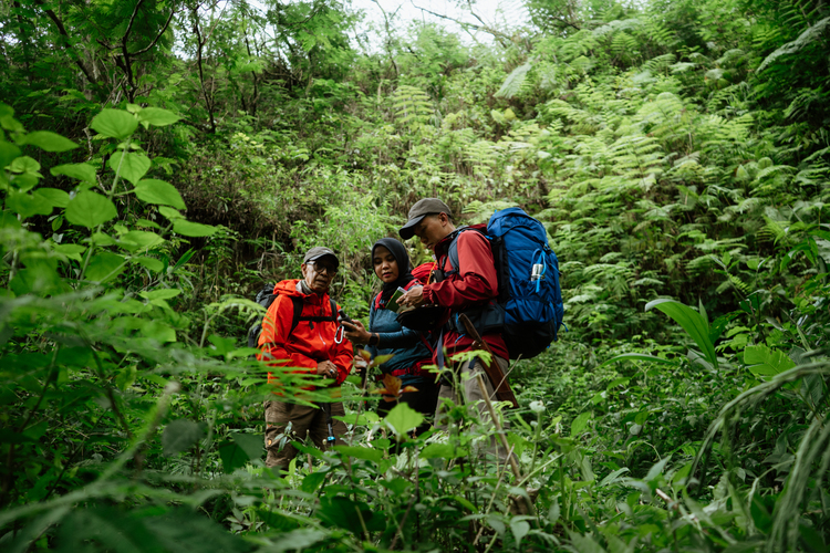 Gunung Cakrabuana, Surga Pendakian Tersembunyi di Jawa Barat