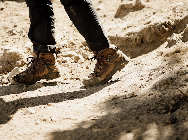 4 Rekomendasi Sepatu Trekking Terbaik dari EIGER Adventure